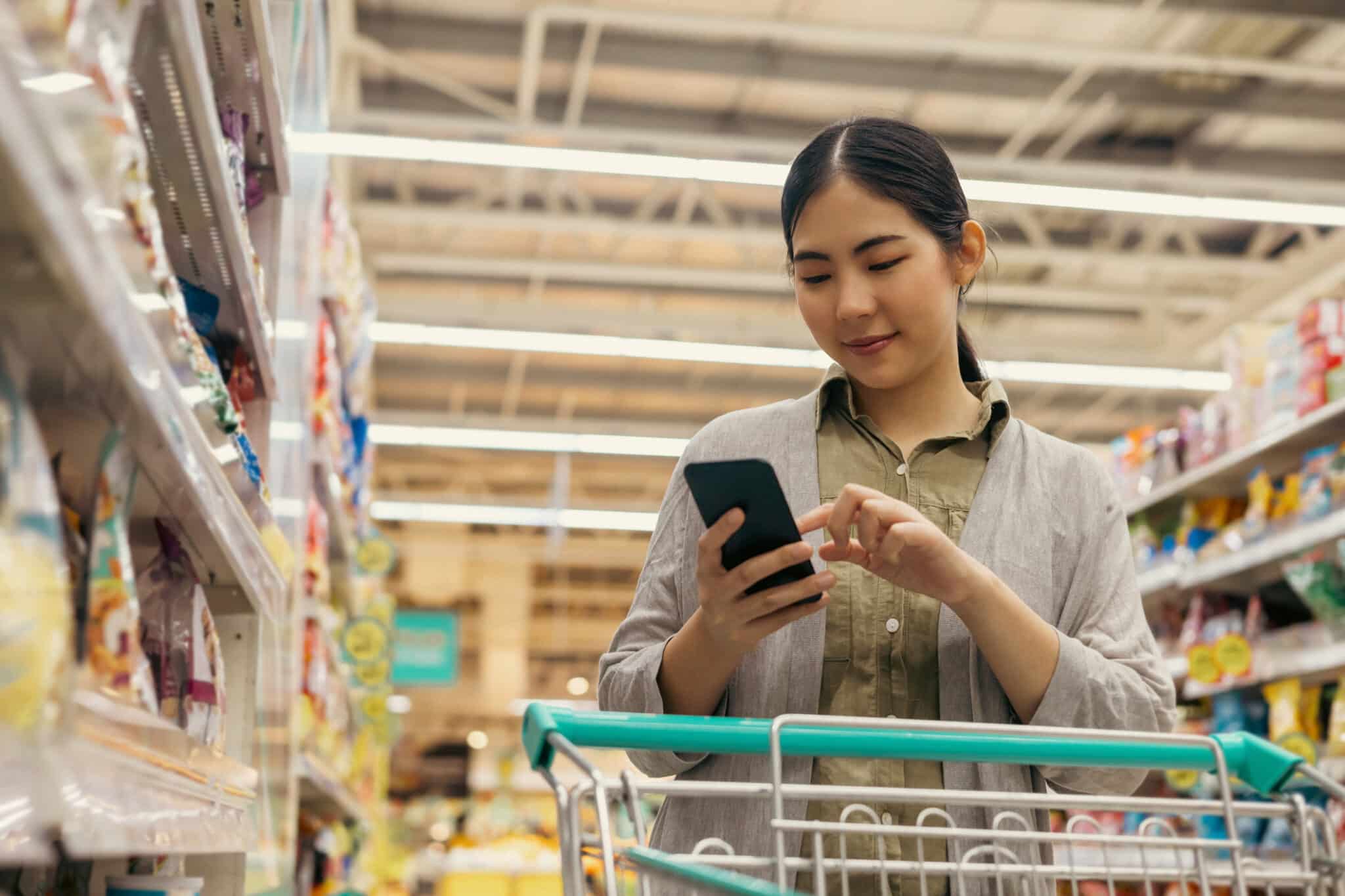 How to Slash Your Monthly Grocery Costs | SavvyMoney Education